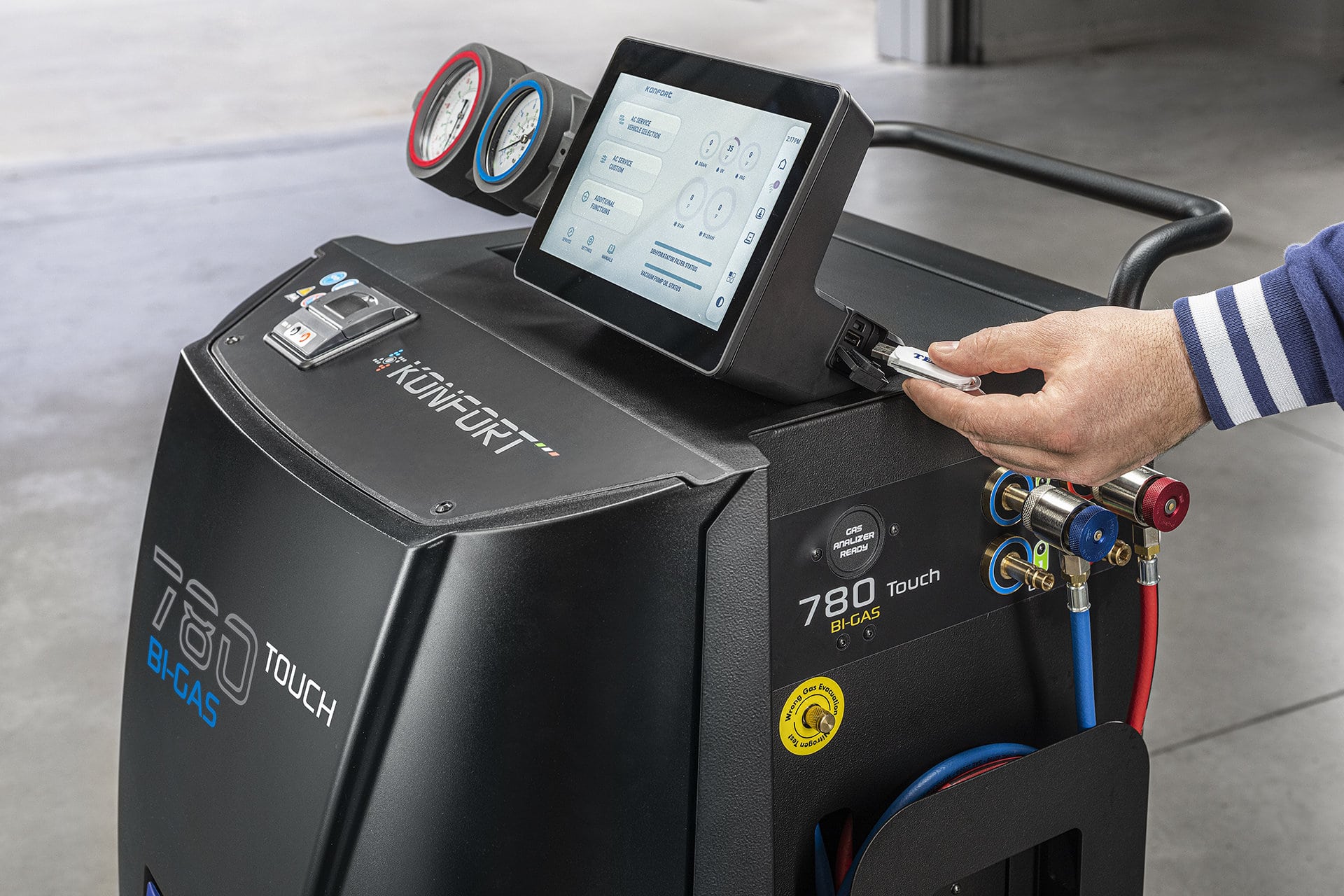Texa 780 Touch BI-GAS ilmastointihuoltolaite - Suomen Työkalu